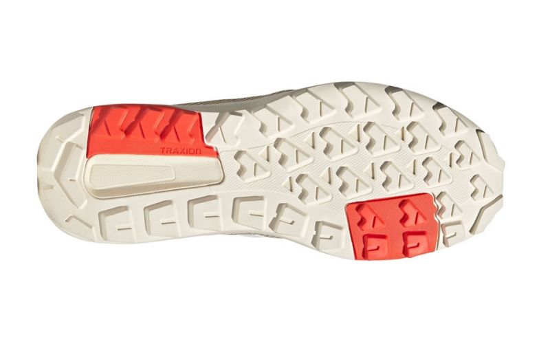 ADIDAS Terrex Trailmaker Mid Gtx Beige Blanco - Mayor Ajuste
